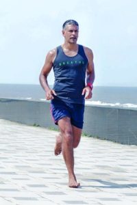 Milind Soman Wiki, Age, Girlfriend, Wife, Family, Caste, Biography ...