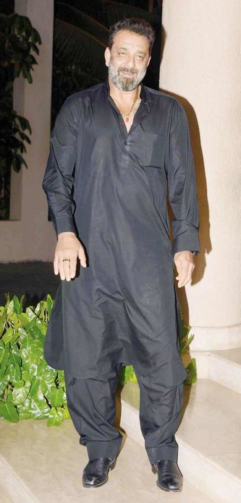 Sanjay Dutt Wiki, Age, Wife, Family, Caste, Biography - WikiBio