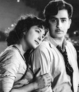 Nargis Wiki, Age, Family, Husband, Death Cause, Biography & More - WikiBio