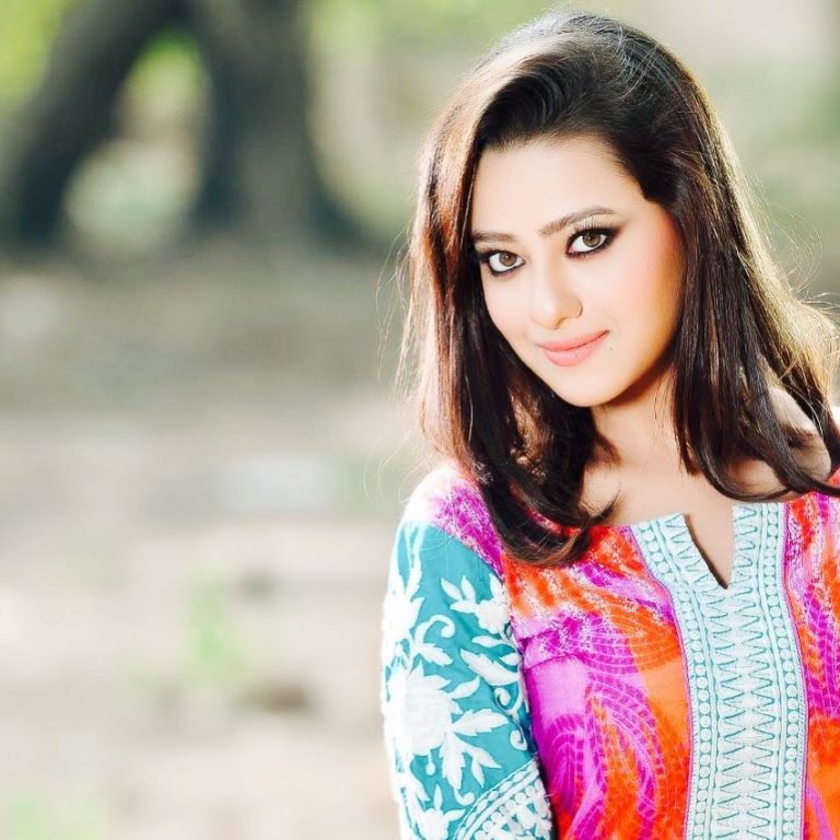 Madalsa Sharma Wiki, Age, Boyfriend, Family, Caste, Biography & More ...