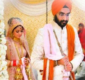 Harshdeep Kaur (Singer) Wiki, Age, Husband, Family, Biography & More ...