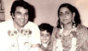 Dharmendra Wiki, Age, Death, Wife, Children, Family, Biography - WikiBio