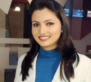 Chitra Tripathi Wiki, Age, Boyfriend, Husband, Children, Family ...