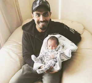 Ravindra Jadeja Wiki, Age, Wife, Children, Family, Biography - WikiBio