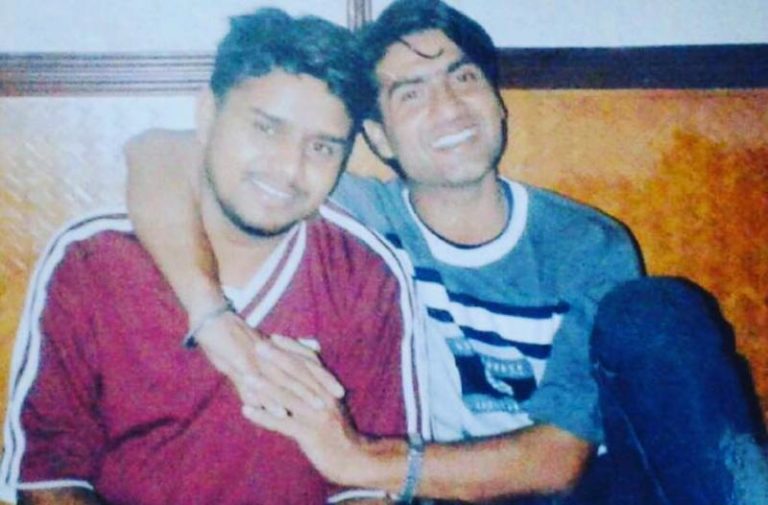 Karamjit Anmol Wiki, Age, Wife, Children, Family, Biography & More ...