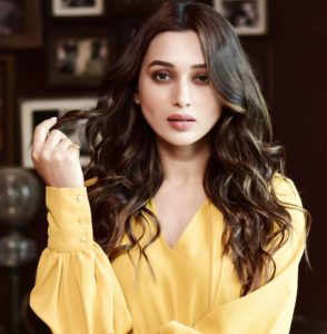 Mimi Chakraborty Wiki, Age, Boyfriend, Family, Biography & More - WikiBio