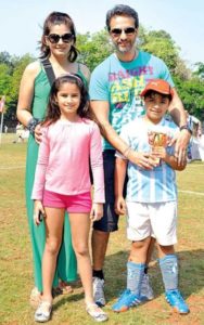 Raveena Tandon Wiki, Age, Husband, Children, Family, Biography - WikiBio