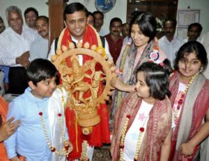 Dimple Yadav Wiki, Age, Husband, Family, Biography - WikiBio