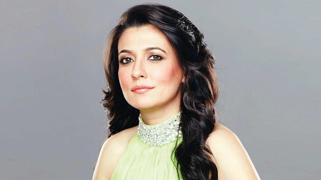 Mini Mathur Wiki, Age, Husband, Family, Biography & More - WikiBio