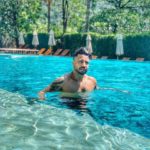 Sukhe (Punjabi Singer) Wiki, Age, Girlfriend, family, Biography & More ...