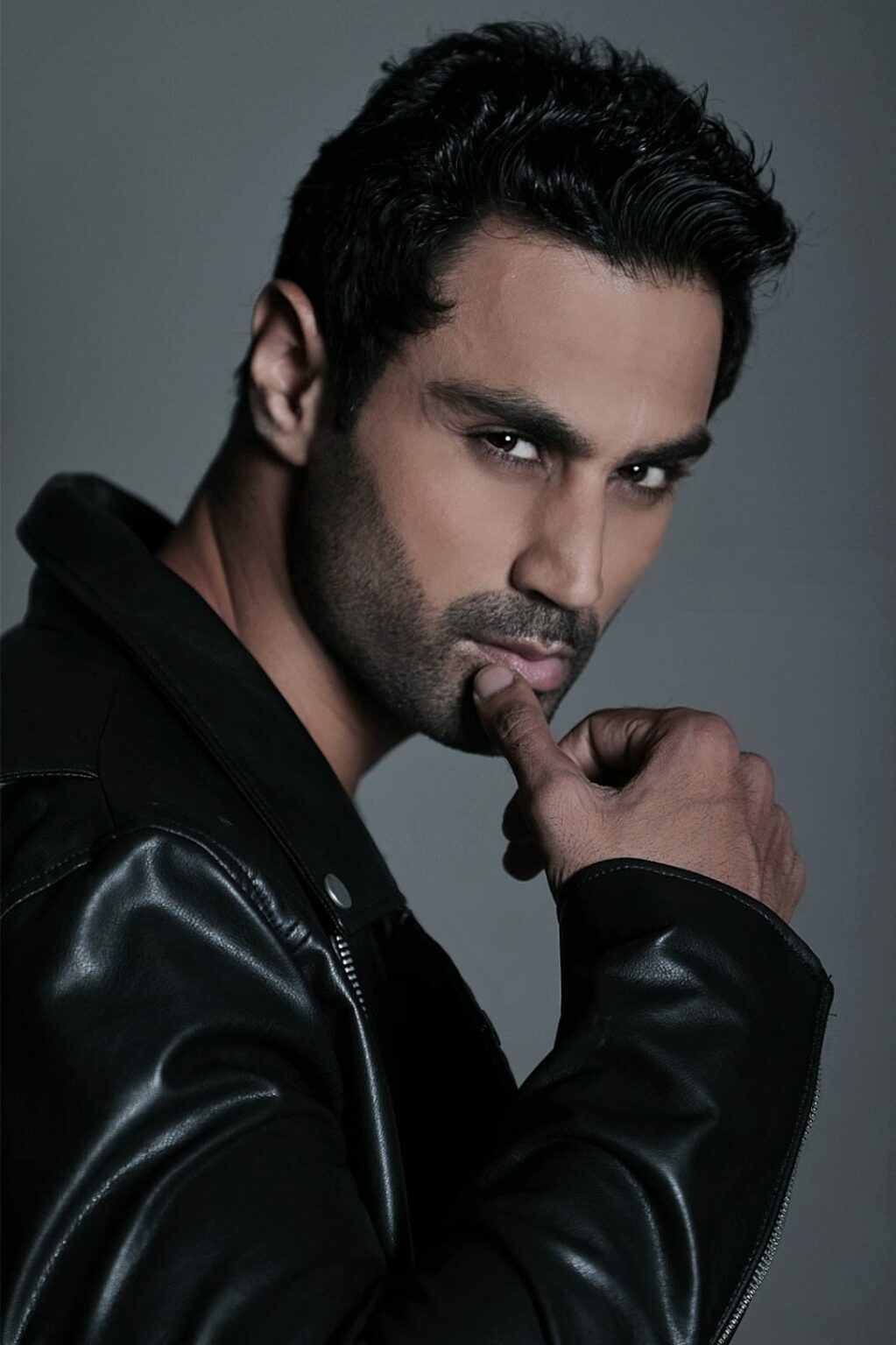 Karan Oberoi (Model) Wiki, Age, Height, Family, Biography & More - WikiBio