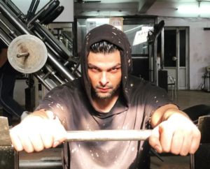 Kushal Tandon Wiki, Age, Girlfriend, Family, Biography - WikiBio