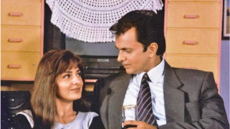 Kumud Mishra Wiki, Age, Wife, Children, Family, Biography & More - WikiBio