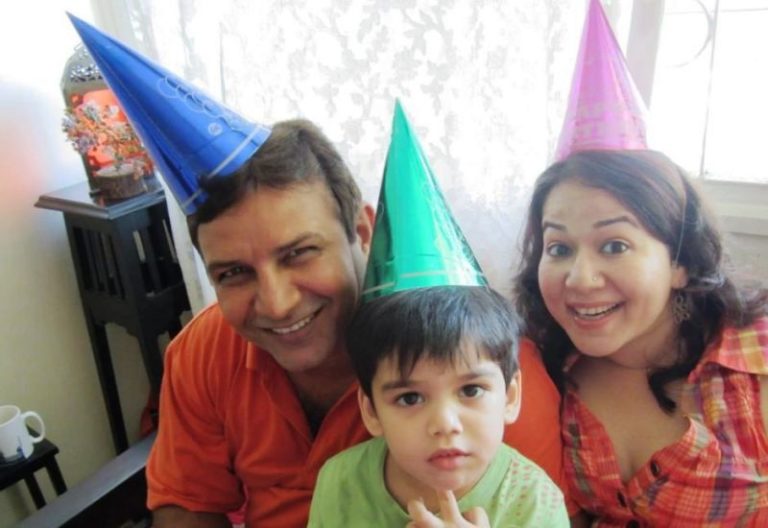 Kumud Mishra Wiki, Age, Wife, Children, Family, Biography & More - WikiBio