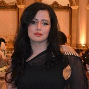 Mehr Tarar Wiki, Age, Boyfriend, Husband, Family, Children, Biography ...