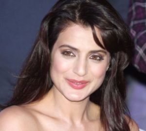 Ameesha Patel Wiki Height, Age, Boyfriend, Husband, Family, Biography ...