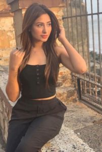 Mahira Sharma Wiki, Age, Boyfriend, Husband, Family, Biography - WikiBio