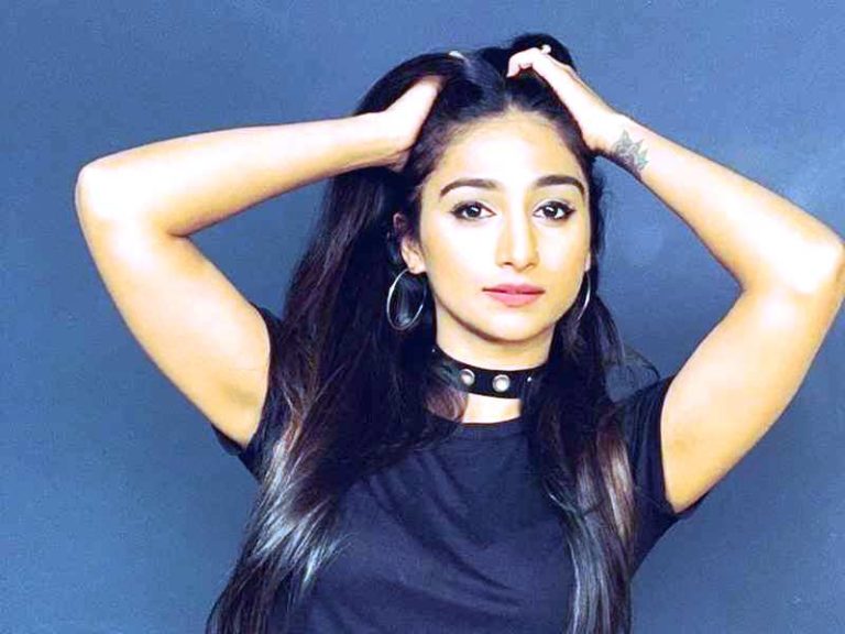 Mohena Singh Wiki, Age, Husband, Boyfriend, Family, Biography - WikiBio