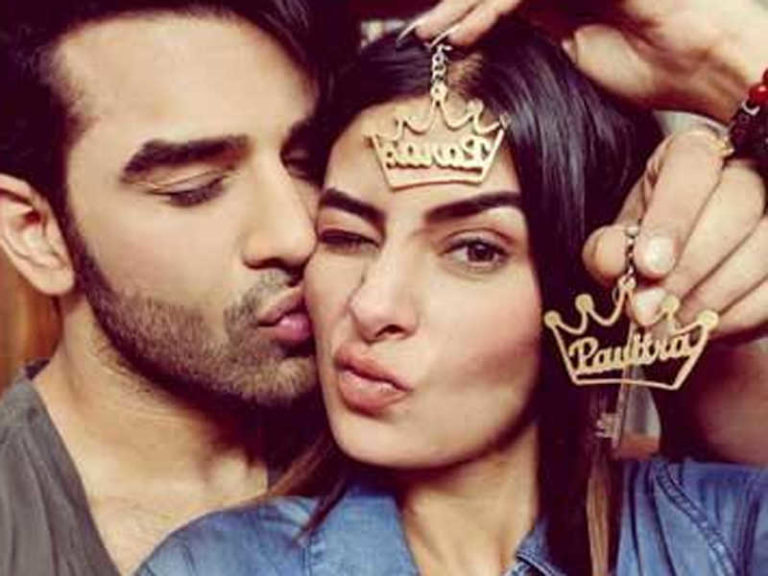 Paras Chhabra Wiki, Age, Girlfriend, Wife, Family, Biography & More ...
