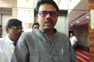Sanjay Raut Wiki, Age, Caste, Wife, Family, Biography - WikiBio