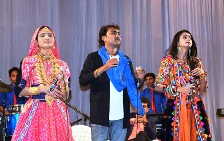 Kinjal Dave (Singer) Wiki, Age, Boyfriend, Family, Biography & More ...