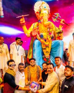 Sunny Waghchaure (Golden Man) Wiki, Age, Girlfriend, Family, Biography ...