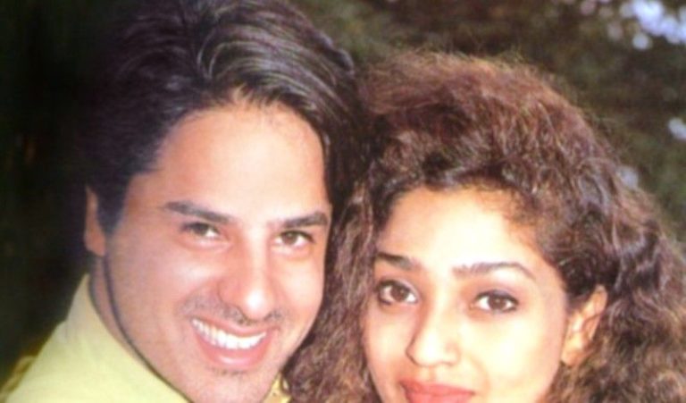 Rahul Roy Wiki, Age, Girlfriend, Wife, Children, Family, Biography ...