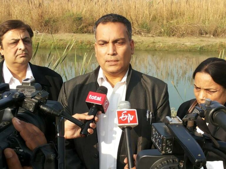 AP Singh (Advocate) Wiki, Age, Wife, Children, Family, Biography & More ...