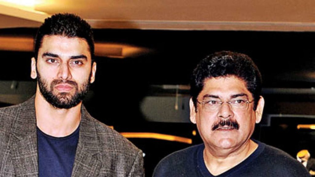 Pankaj Dheer Wiki, Age, Girlfriend, Wife, Family, Biography & More ...