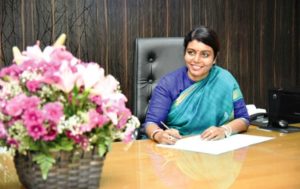 Beela Rajesh (IAS) Wiki, Age, Husband, Caste, Children, Family ...