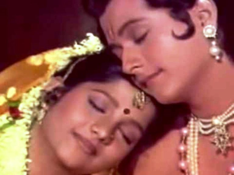 Shweta Rastogi Wiki, Age, Husband, Children, Family, Biography & More ...