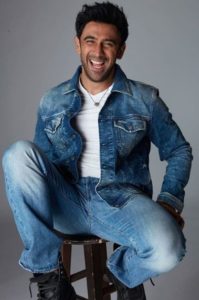 Amit Sadh Wiki, Age, Height, Girlfriend, Family, Biography & More - WikiBio