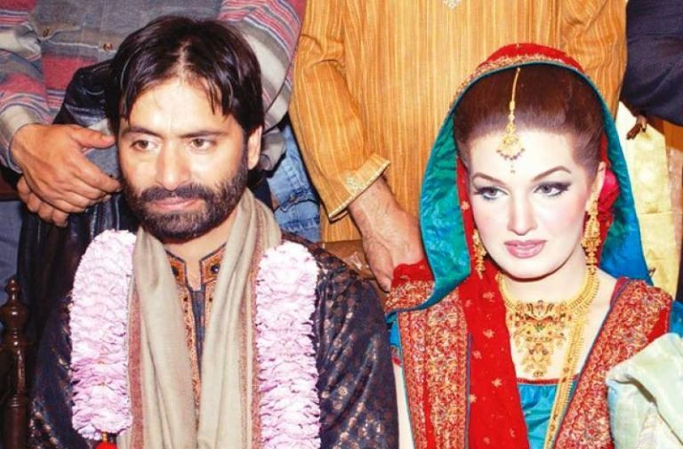 Mushaal Mullick Wiki, Age, Boyfriend, Husband, Family, Biography & More ...