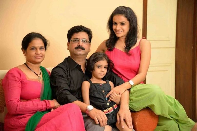 Resham Shrivardhan Wiki, Age, Height, Boyfriend, Family, Biography & More - WikiBio