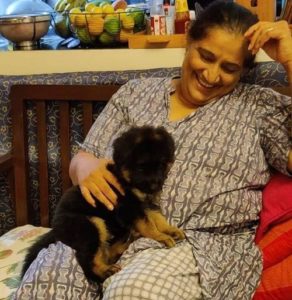 Seema Pahwa Wiki, Age, Husband, Children, Family, Biography & More ...