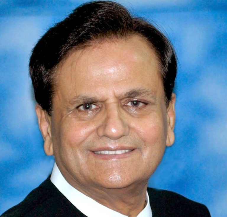 Ahmed Patel Wiki, Age, Death, Caste, Wife, Children, Family, Biography ...