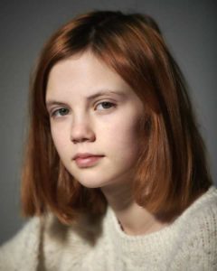 Isla Johnston Wiki, Age, Boyfriend, Family, Biography & More - WikiBio