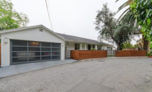 Josh Brener Wiki, Height, Age, Girlfriend, Wife, Family, Biography ...