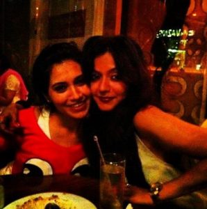 Pariva Pranati Wiki, Height, Age, Husband, Children, Family, Biography ...