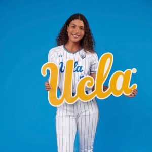 Maya Brady Wiki, Age, Boyfriend, Family, Biography & More - WikiBio