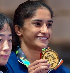 Vinesh Phogat Wiki, Height, Weight, Age, Boyfriend, Family, Biography ...