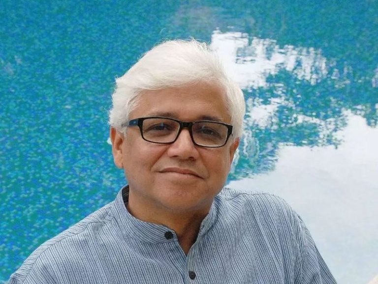 Amitav Ghosh Wiki, Age, Wife, Children, Family, Biography & More - WikiBio