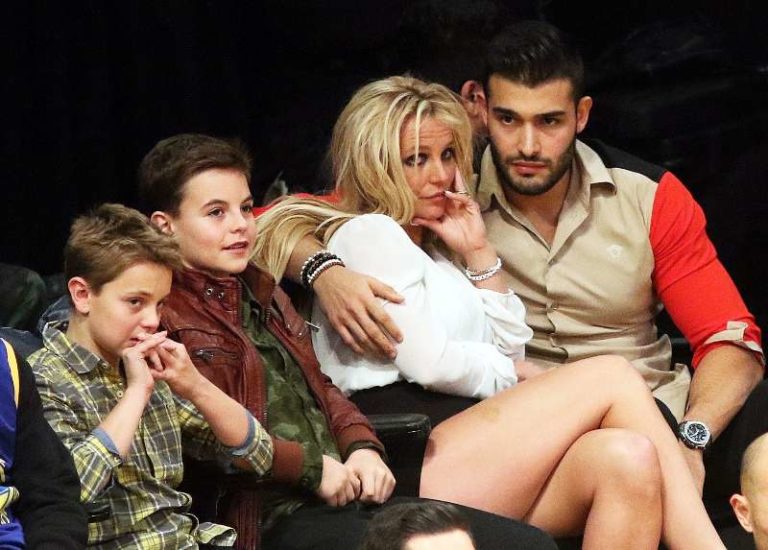 Sam Asghari Wiki, Height, Age, Girlfriend, Wife, Family, Biography ...