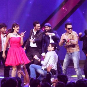 Akasa Singh (Singer) Age, Boyfriends, Family, Biography & More - WikiBio