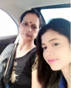 Sheetal Tiwari Wiki, Height, Age, Boyfriend, Husband, Family, Biography ...