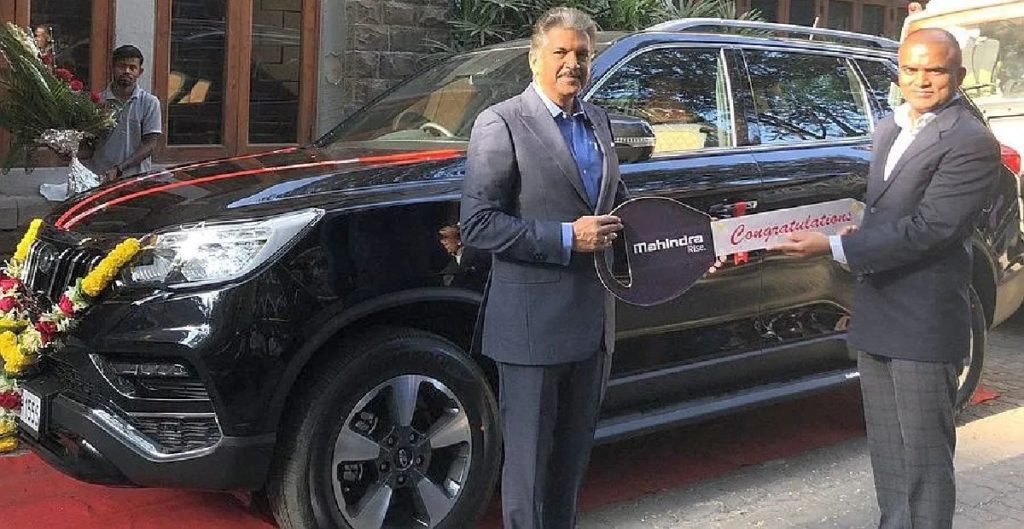 Anand Mahindra Age, Wife, Children, Family, Biography & More - WikiBio