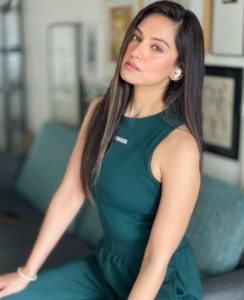 Gurpreet Bedi Wiki, Height, Age, Boyfriend, Husband, Children, Family ...