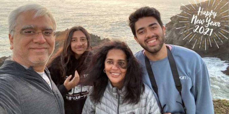 Revathi Advaithi, Wiki, Age, Husband,Children, Family, Biography &More ...