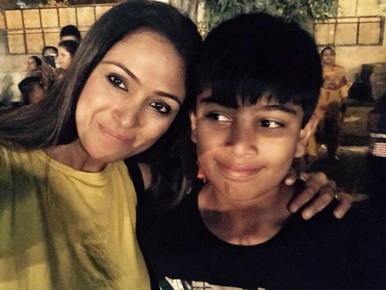 Simran Bagga Wiki, Age, Boyfriend, Husband, Children, Family, Biography ...