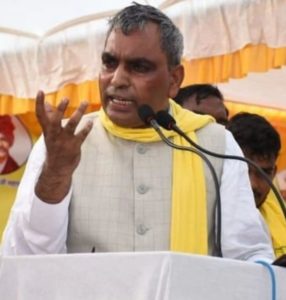 Omprakash Rajbhar Wiki, Age, Caste, Wife, Children, Family, Biography ...